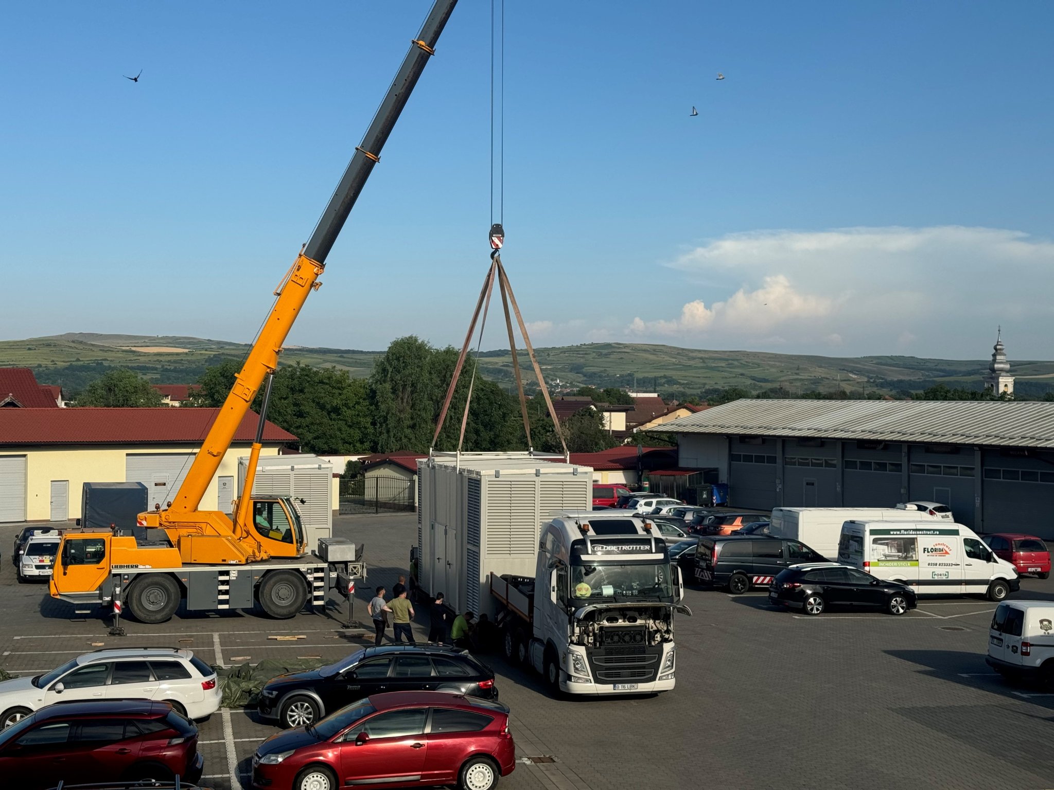 Max Loads: Soluții Complete pentru Livrare și Montaj Containere la ...